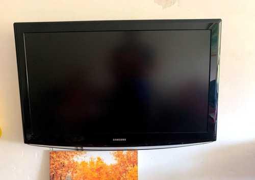 Телевизор SAMSUNG LE40R81B 40"