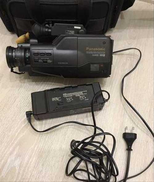 Видеокамера Panasonic m400
