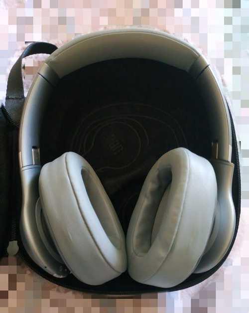 Беспроводные наушники JBL 710