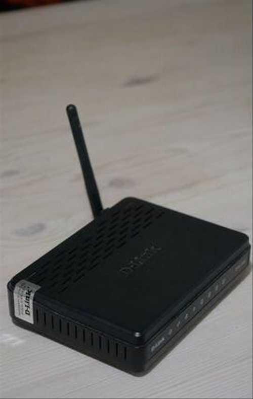D-Link DIR-300 Wi-Fi роутер (вилка в подарок)