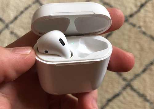 Зарядный кейс Air Pods 1 + левый наушник
