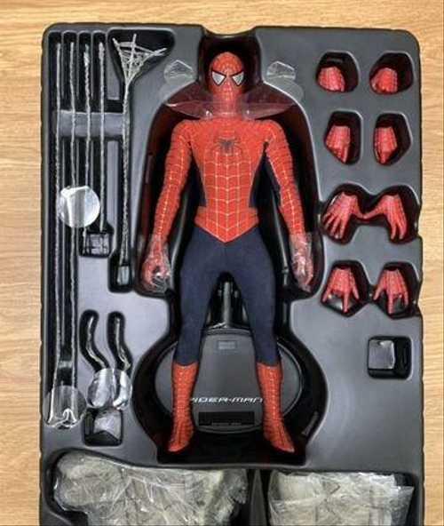 Hot Toys Spider Man 3 Red Suite