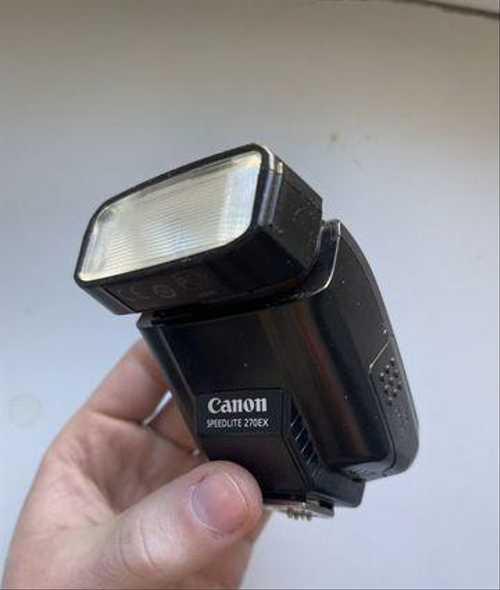 Вспышка Canon Speedlite 270EX