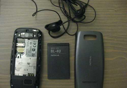 Nokia Asha 305 model RM-766
