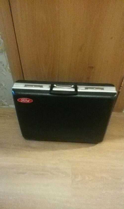 Дипломат большой из СССР