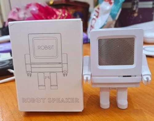Новая блютуз колонка robot speaker