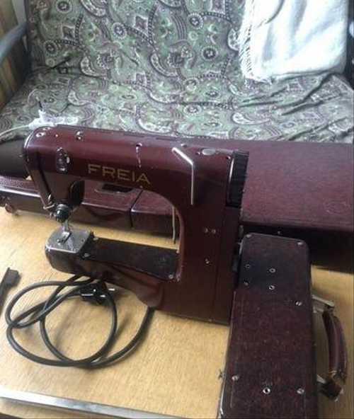 Швейная машинка Freia Германия 1954
