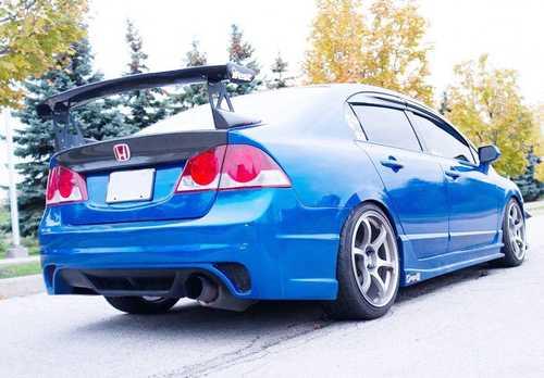 Задний бампер ings Extreem Honda Civic 4D