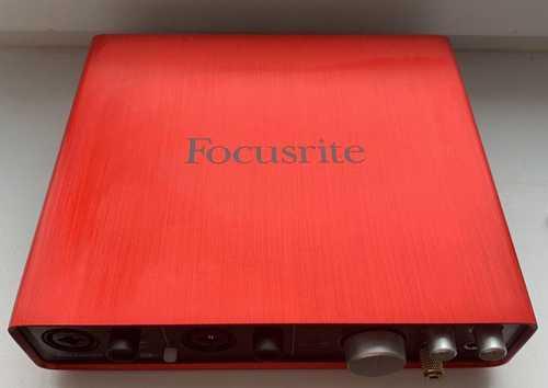 Focusrite scarlett 6i6