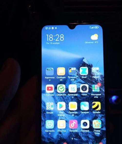Телефон Xiaomi mi9se