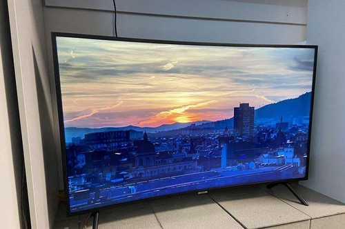 Телевизор Samsung 49” (123 см) Smart TV, изогнутый