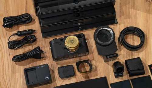 Цифровая фотокамера Leica M10-P “ASC 100 edition”