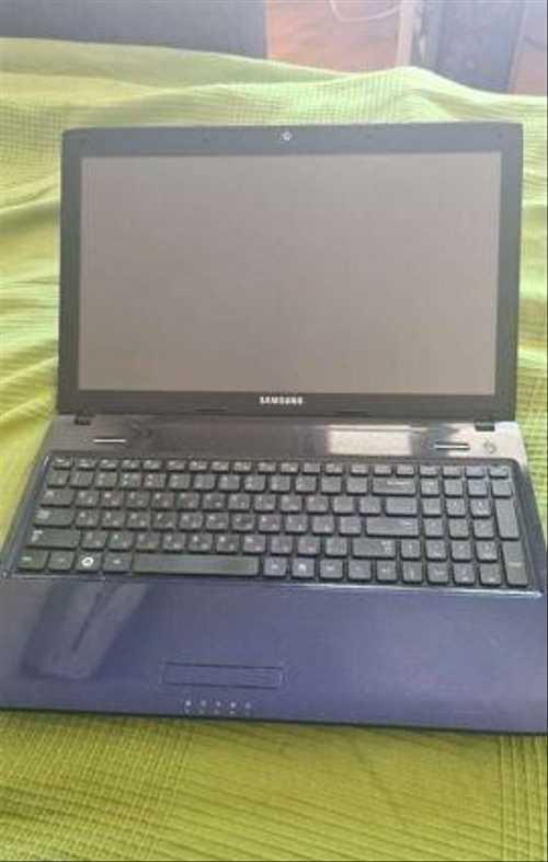Ноутбук Samsung R590
