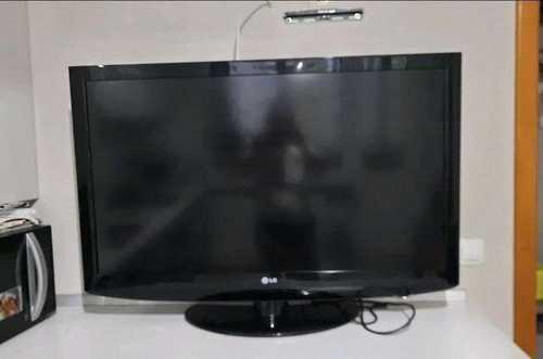 Телевизор LG 42 LH2000