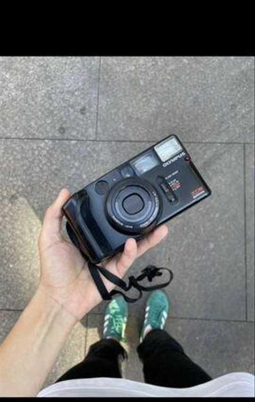 Плёночный фотоаппарат Olympus AZ 1
