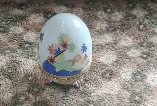 Яйцо шкатулка