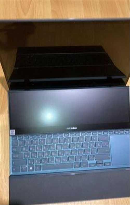 Ноутбук asus ZenBook Pro Duo UX582L