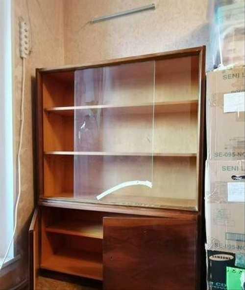 Советский книжный шкаф ретро винтаж СССР