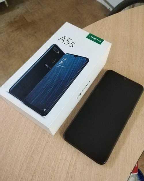 Телефон Oppo A5s 3/32Gb