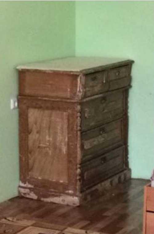 Камод старинный под реставрацию