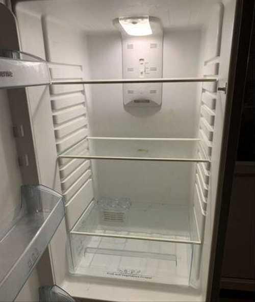 Холодильник Hisense бу