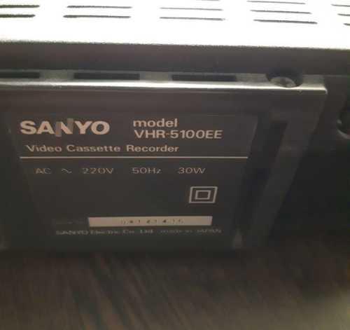 Видеомагнитофон Sanyo VHR-5100EE