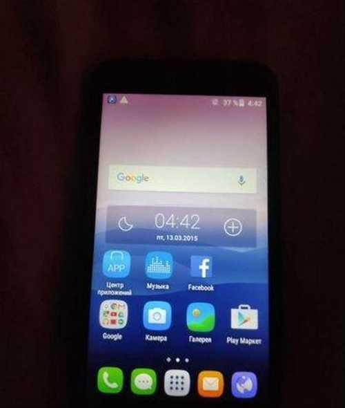 Смартфон Alcatel one touch Pixi 3