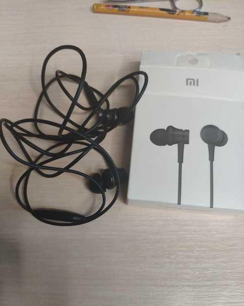 Гарнитура Xiaomi Mi In-Ear Headphones Basic