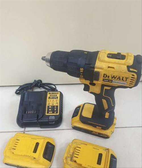 Шуруповерт Dewalt DCD777