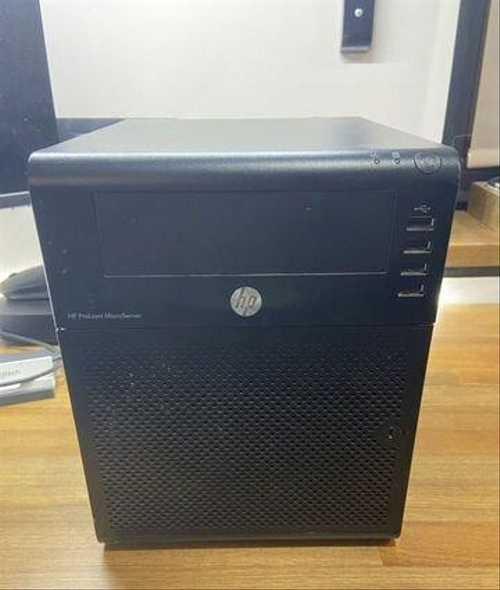 HP ProLiant MicroServer N36L