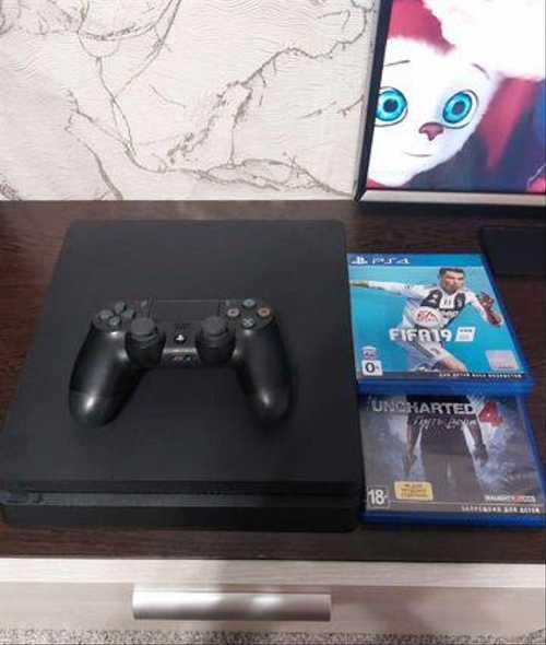 Sony playstation 4 PS4 slim