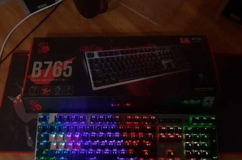 Игровая механическая клавиатура bloody b765