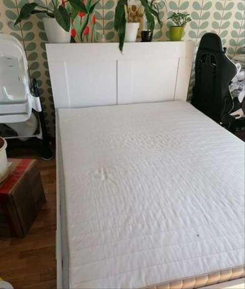 Кровать IKEA бримнэс 140x200