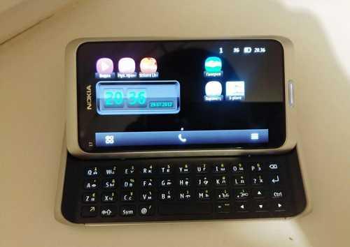 Nokia E7 Silver