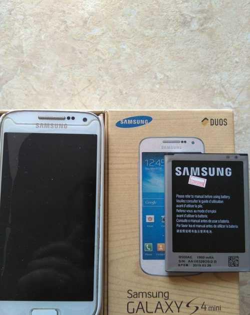 Продам смартфон Samsung Galaxy S4 mini
