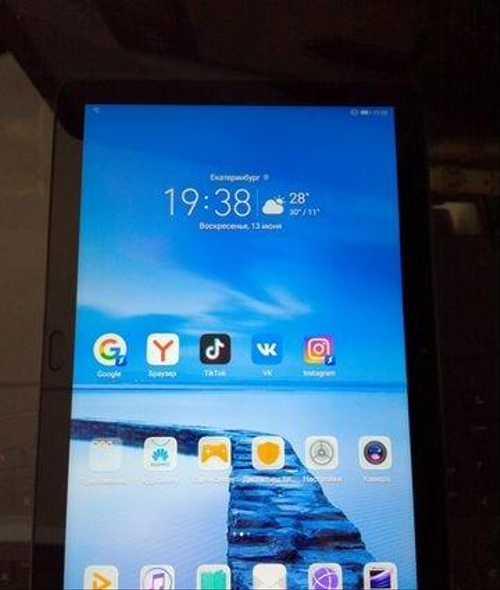 Продаю Планшет Honor / Harman Kardon