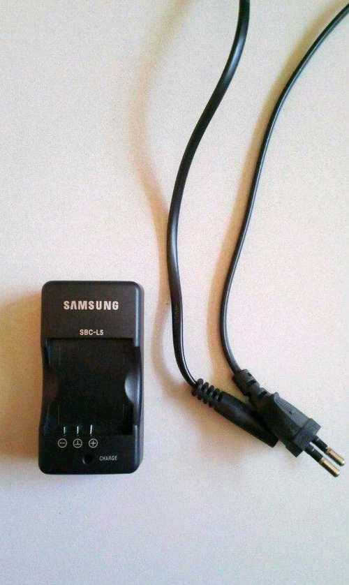 Зарядное устройство для фотоаппарата SAMSUNG