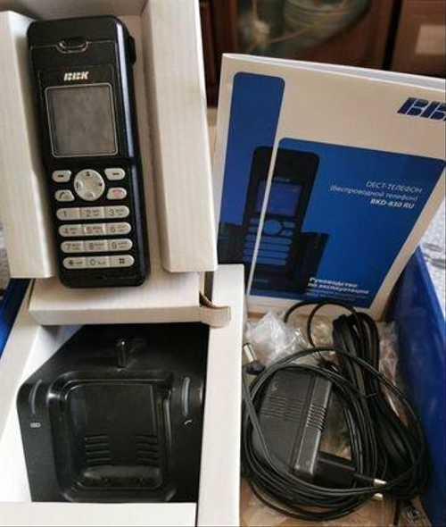 Беспроводной домашний телефон BBK 830RU