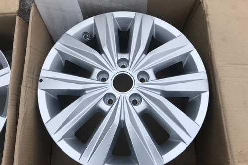 2 новых оригинальных диска R17 от VW Crafter