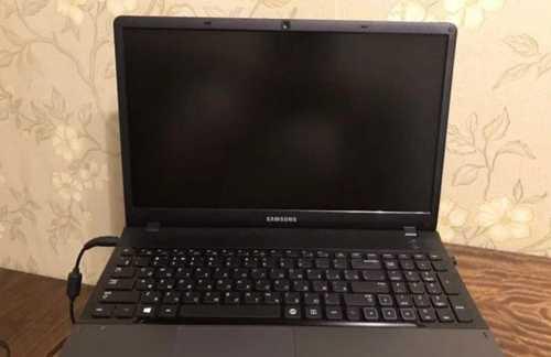 Офисный SAMSUNG NP300E5A (Core i3-3120M)