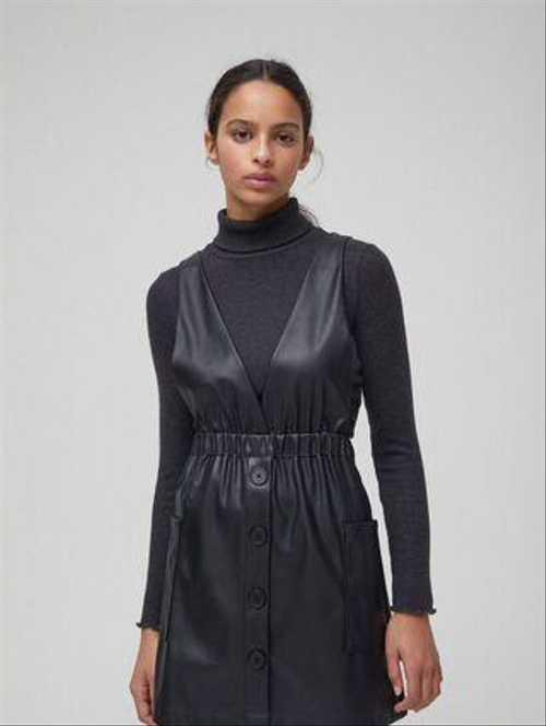 Кожаный сарафан pull&bear