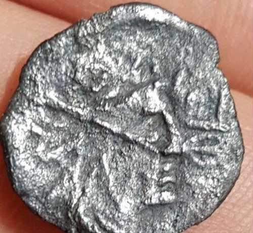 Монета античная перечекан