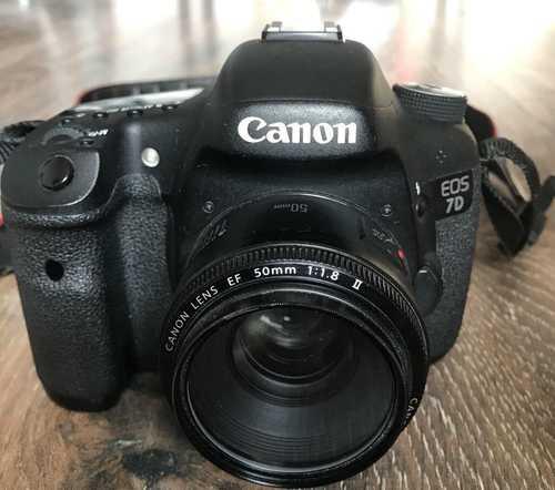 Зеркальный фотоаппарат Canon 7D
