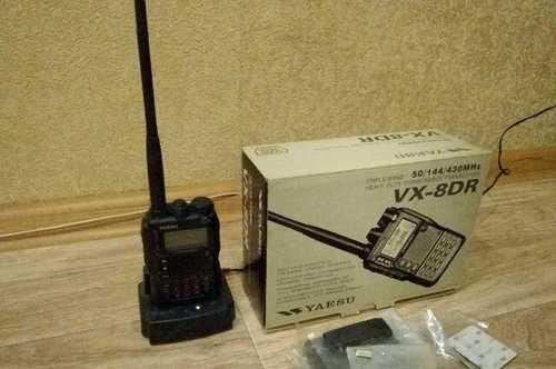 Рация Yaesu VX-8DR