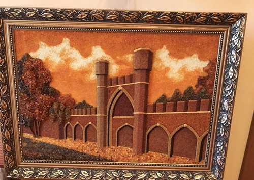 Картина « Стена замка « из кусочков янтаря