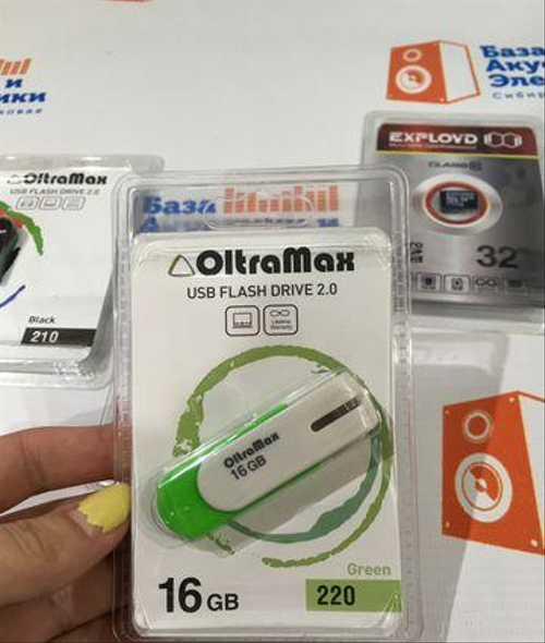 Флешка 16GB зеленая OltraMax 220