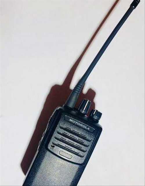 Рация motorola vx-261