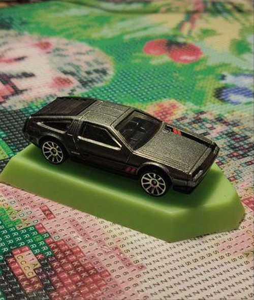 Hot wheels DeLorean