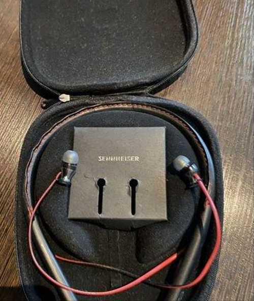 Наушники Sennheiser Momentum In-Ear Wireless Black