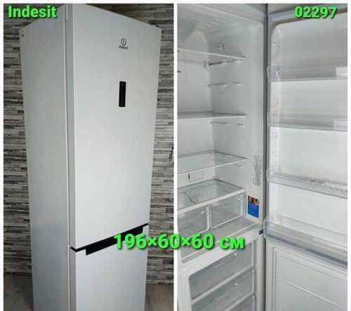 Холодильник Indesit DF5200W